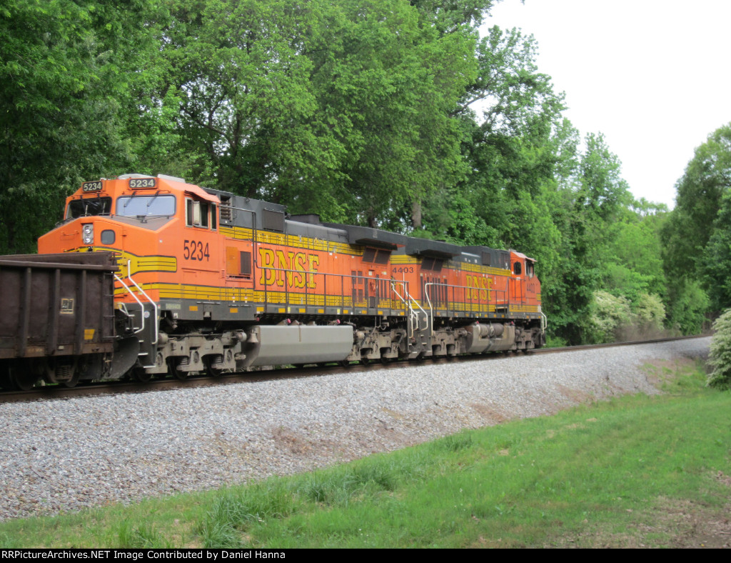 BNSF 5234